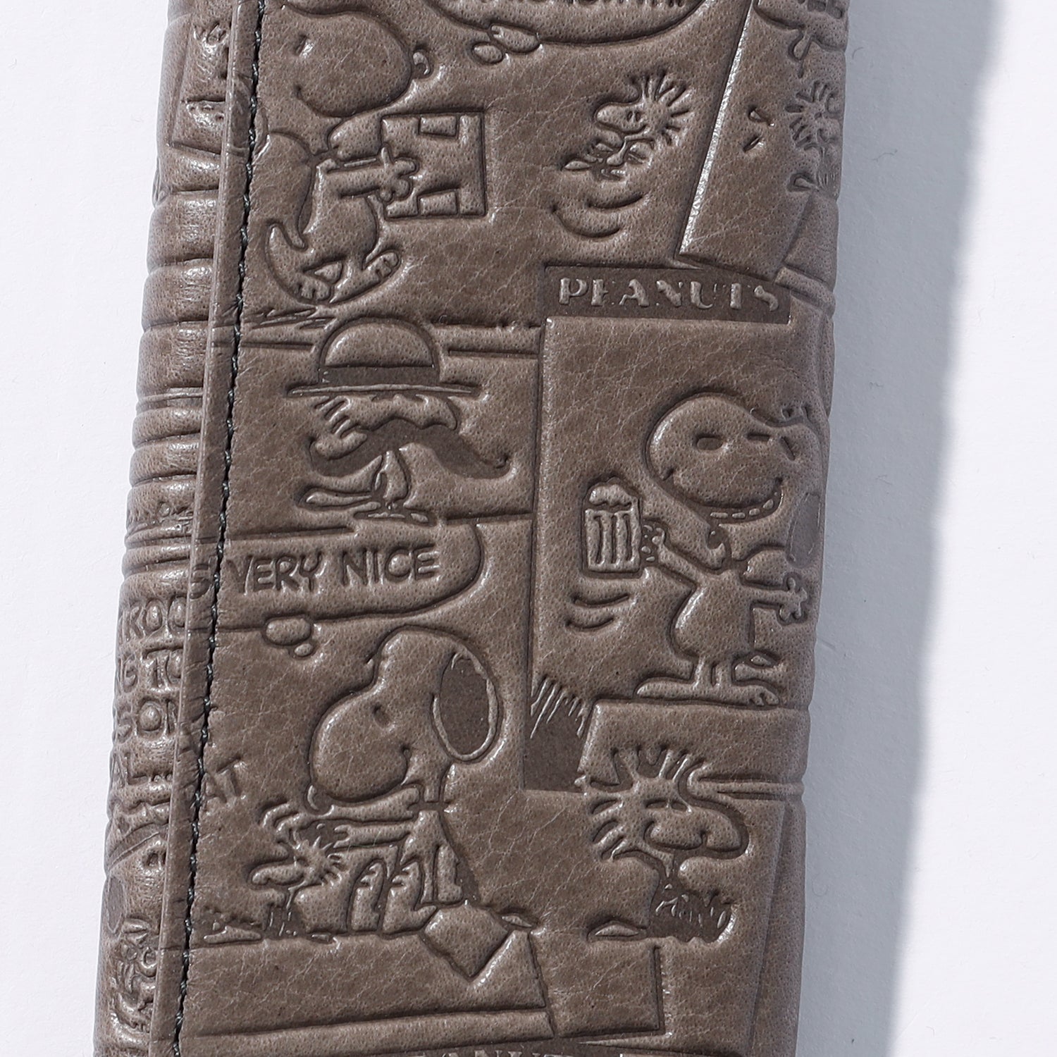 日常で使える大人のためのレザー雑貨、SNOOPY LEATHER COLLECTION（スヌーピーレザーコレクション）VinPEANUTS ...